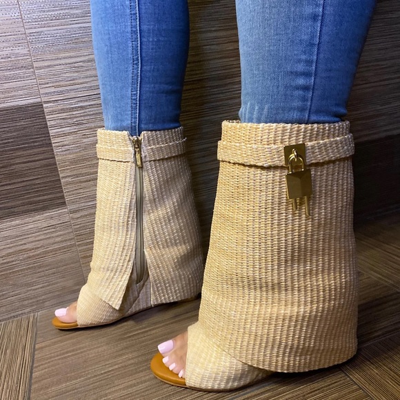 Shoes | Koi Koi Betterworld Open Toe Raffia Shark Locket Booties Nude ...